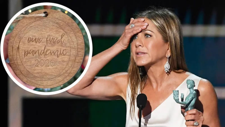 Jennifer Aniston riles up Twitter over ‘insensitive’ Christmas ornament