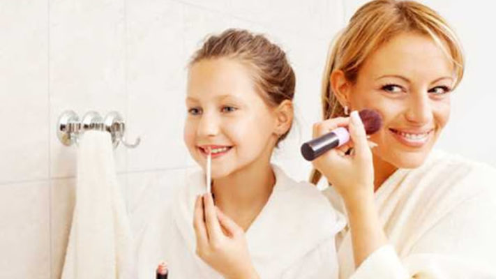 7 Makeup Tips for Your Daughter