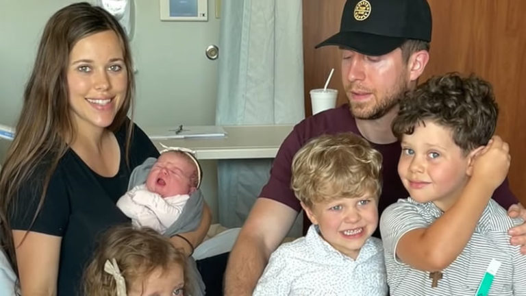 Jessa Duggar Shares Video of Adorable Moment Her Kids Met Their Baby Sister