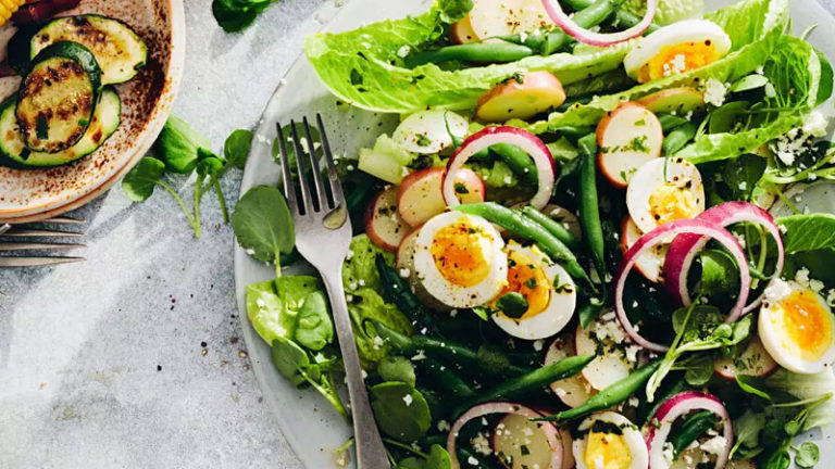 Healthy Eating Made Easy: Vegetable Salad Recipes for the Whole Family