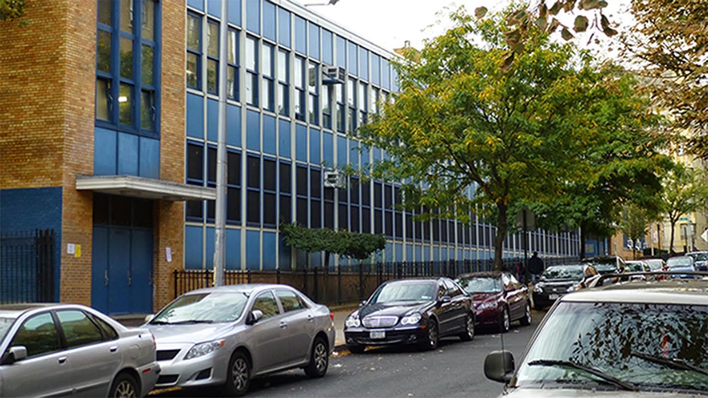 Bronx School Librarian Accidentally Leaves Daughter in Car; Quick ...
