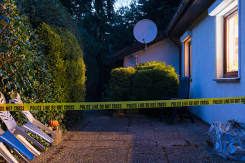 Social Media Model Maecee Marie Lathers Breaks Down in Court as Judge ...