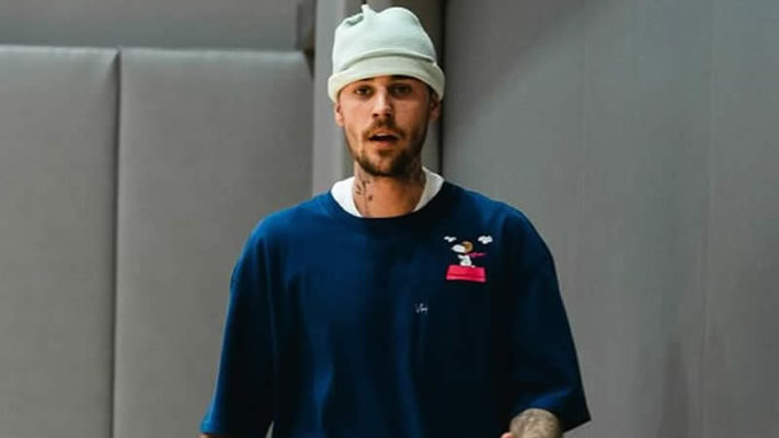 Justin Bieber Sparks Controversy After Posting Bong Photos – Fans Divided