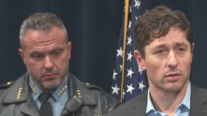 Protests erupt after Federal agent shoots man in the leg